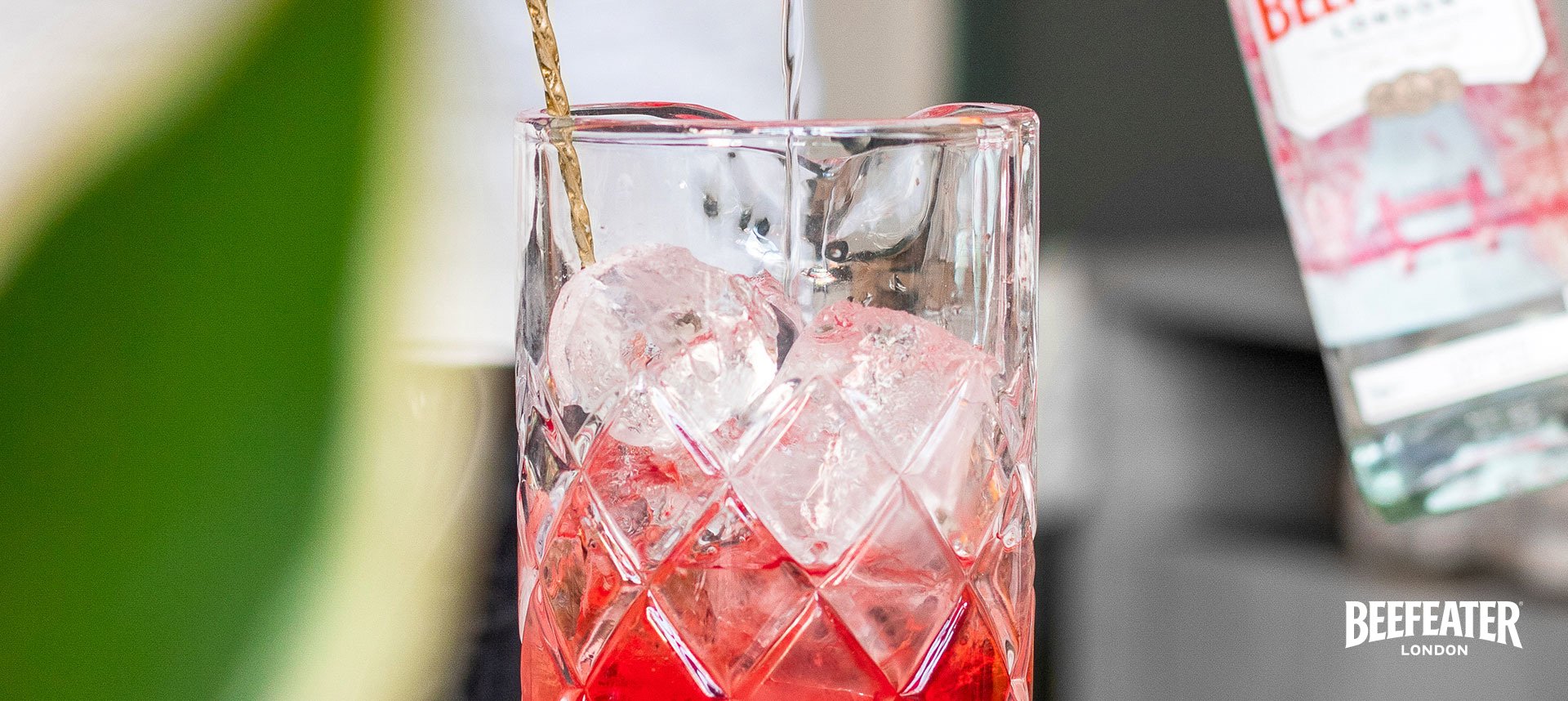 What is a Negroni? Taste, History & How to Serve - Beefeater Gin