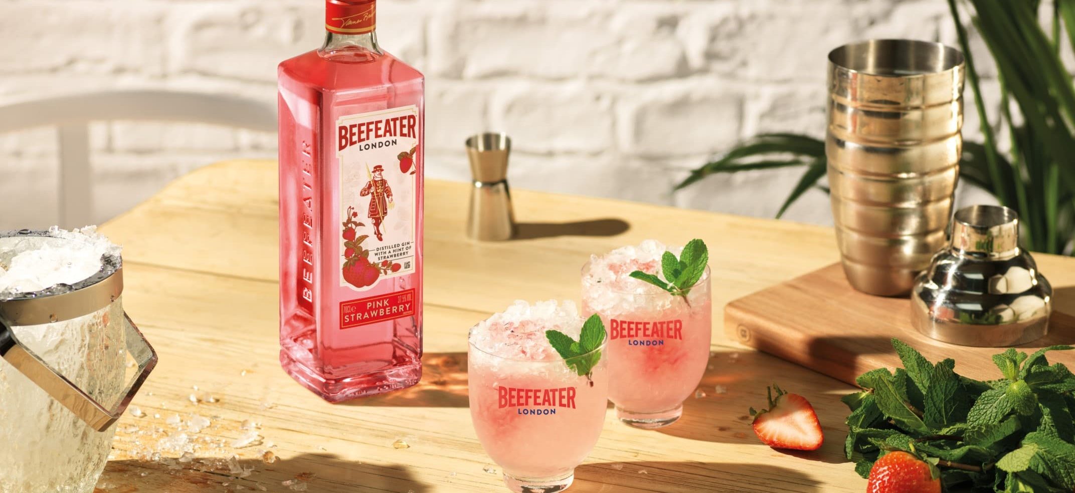 Classic Gin Cocktails - Gin Drink Recipes - Beefeater Gin