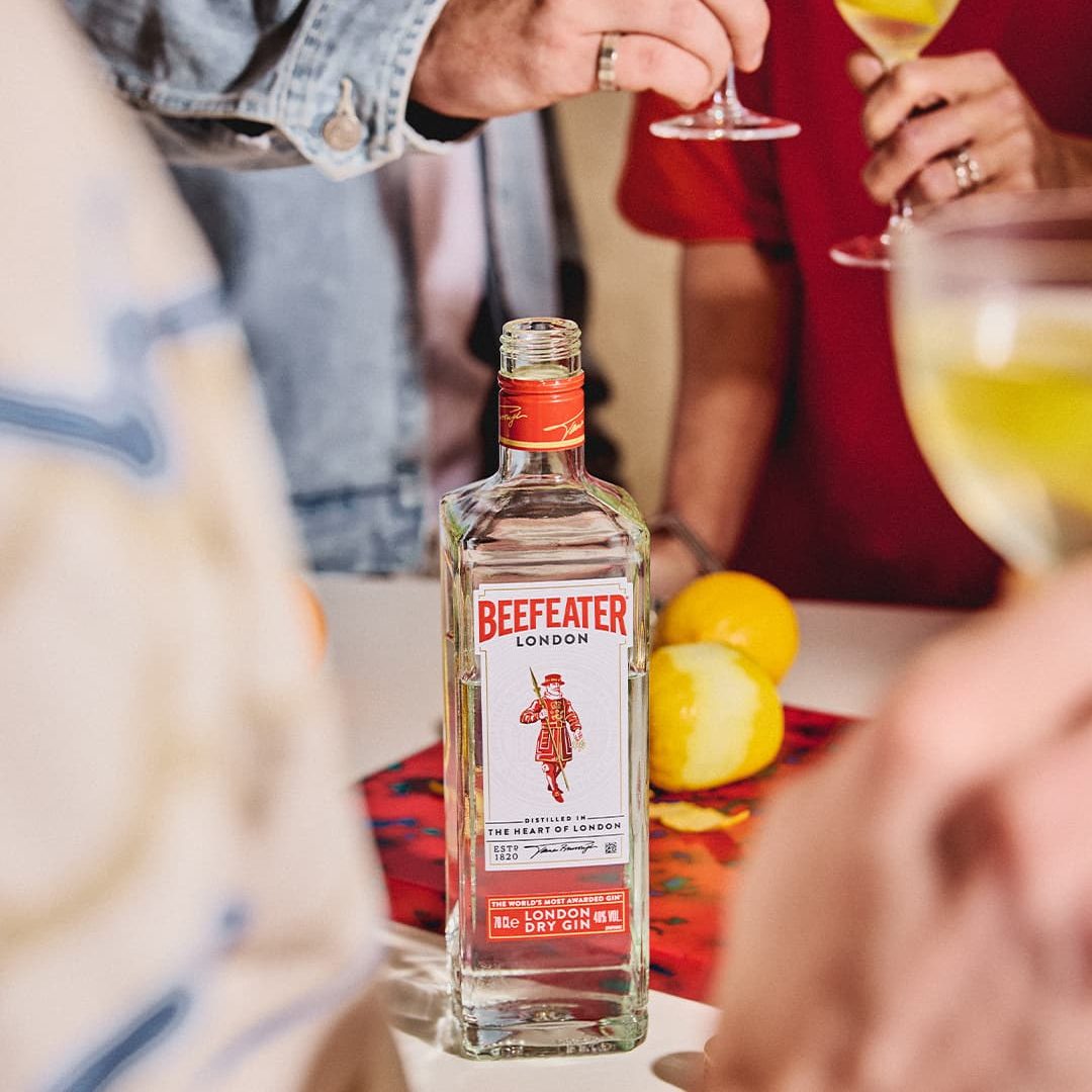 What is Gin? A Beginner Guide - Beefeater Gin